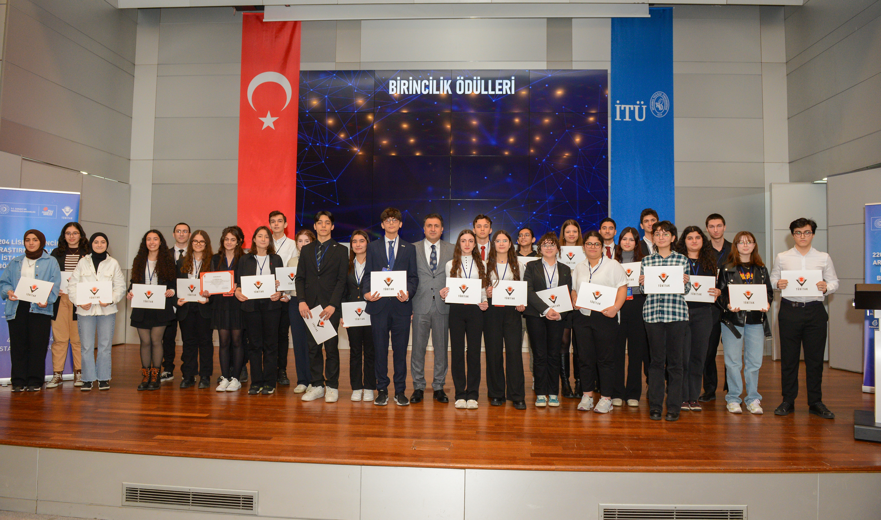 55. TÜBİTAK Lise Öğrencileri Araştırma Projeleri Bölge Yarışması İTÜ’de 55. TÜBİTAK Lise Öğrencileri Araştırma Projeleri Bölge Yarışması İTÜ’de